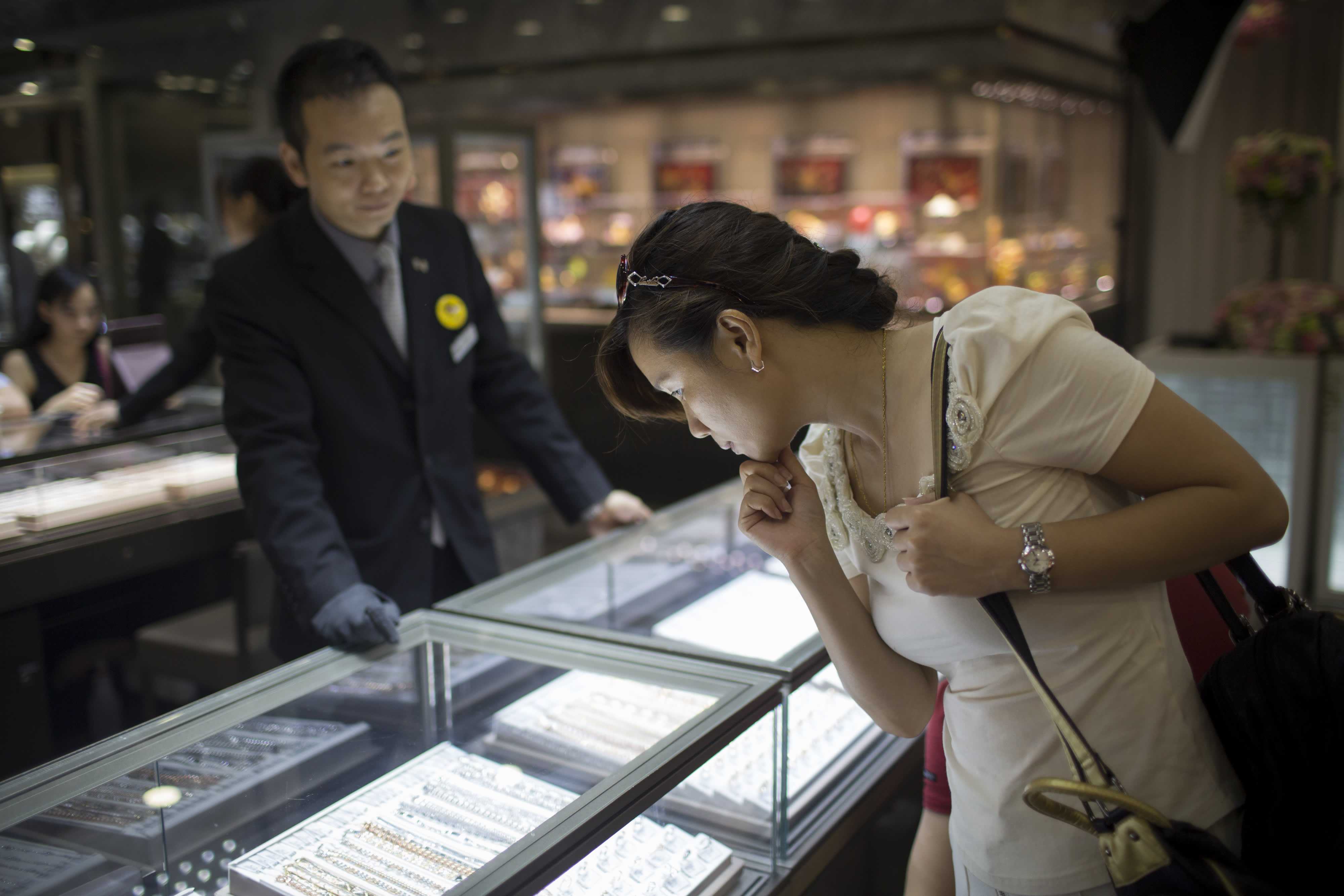 Growing-demand-for-natural-diamonds-in-China-is-a-ray-of-hope-for-the ...